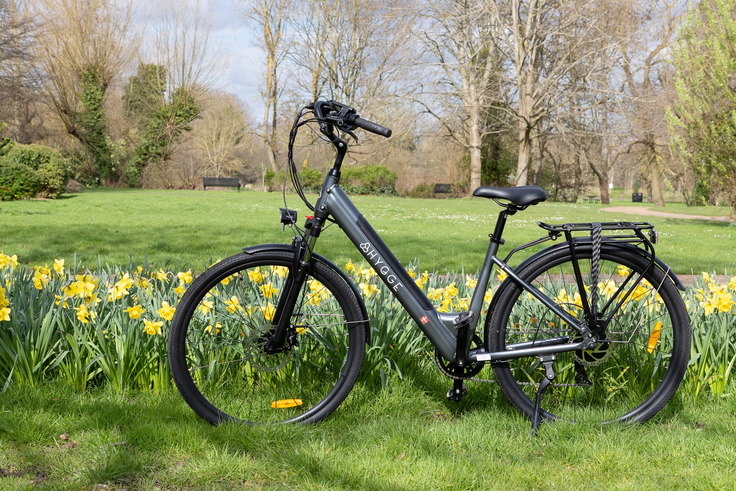 Hygge Aarhus Graphite Grey Step E-Bike – Synergy E-Bikes